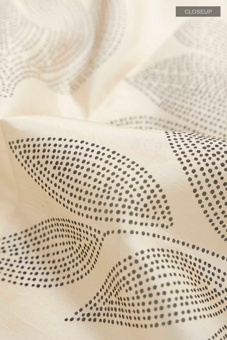 Beige Printed Silk Saree – Nalli Silk Sarees Pvt Ltd