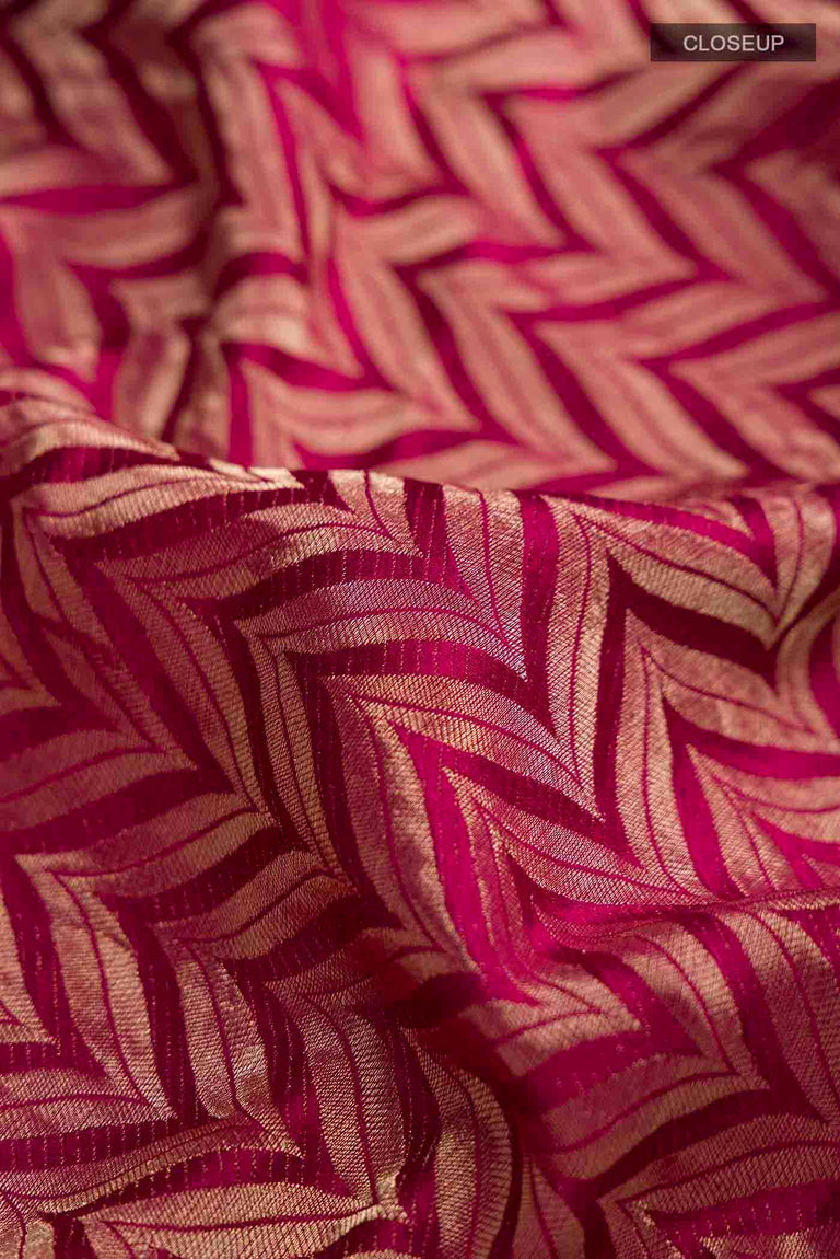 Magenta Mysore Crepe Saree – Nalli Silk Sarees Pvt Ltd