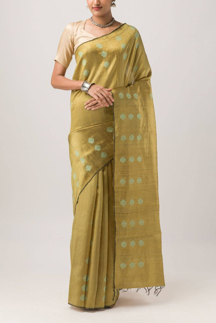 Shop Pure & Luxurious Silk Sarees Online – Nalli Silk Sarees Pvt Ltd